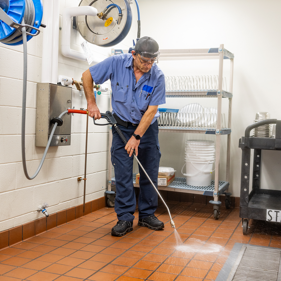 Commercial Electric Pressure Washing Systems | Spraymaster